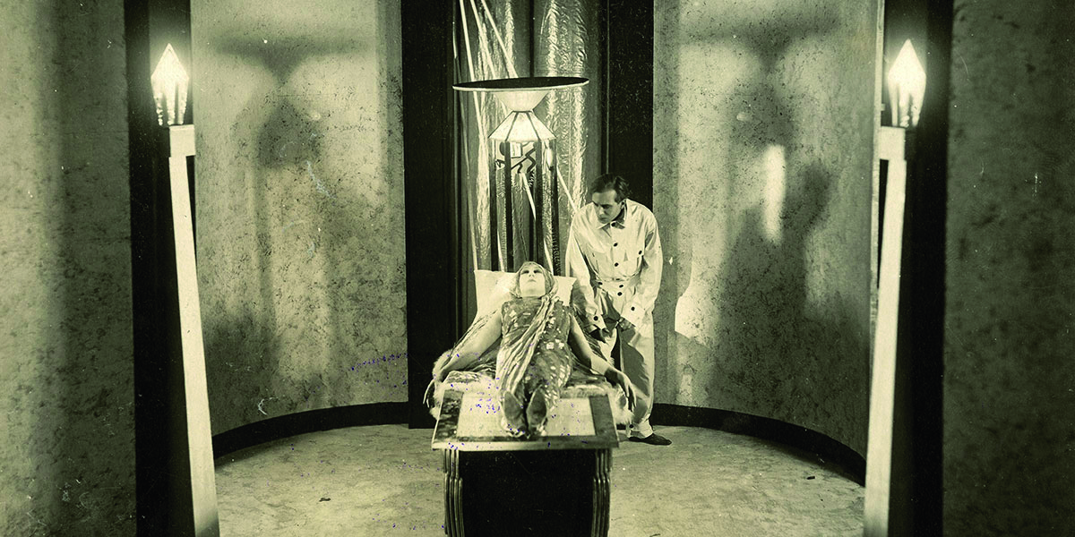 L’inhumaine (The Inhuman Woman) - Festival of Films in French