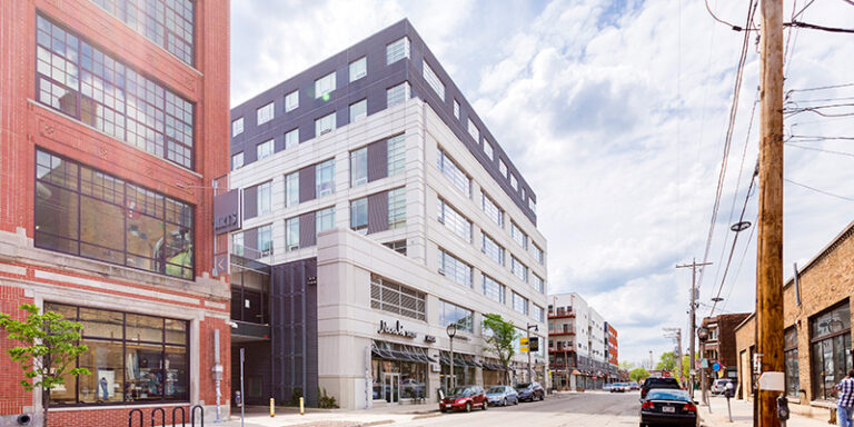 University Housing Tours – Housing at UWM